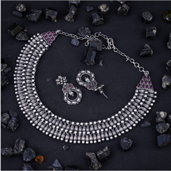 The Sterling Silver Fashion Trends That Are Here To Stay - DemotiX