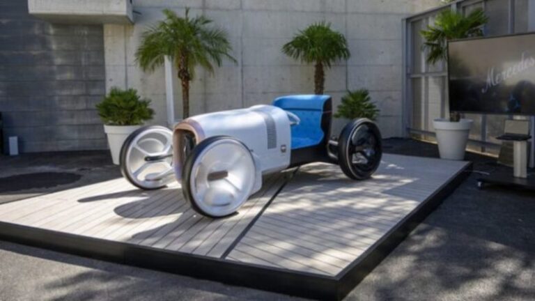Vision Mercedes Simplex - This New Mercedes Concept Is A Futuristic Tak