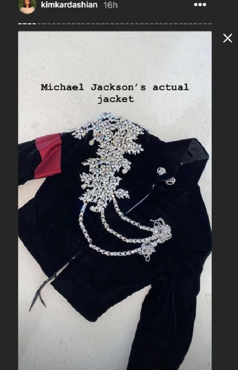 Kim Kardashian Buys the Most Expensive Christmas Present Ever for North ...