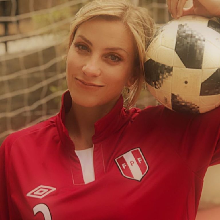 Female Referee Fernanda Colombo - Demotix.com