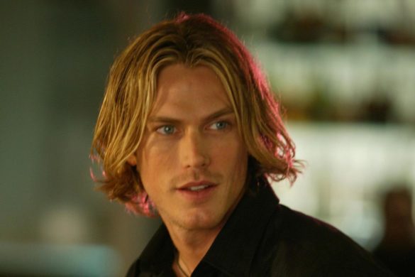 Samantha Jones Fell for This Hottie: Famous Smith Jerrod Is 48 and ...