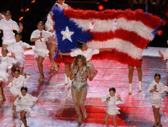 Jennifer Lopez Puerto Rican flag Archives - DemotiX
