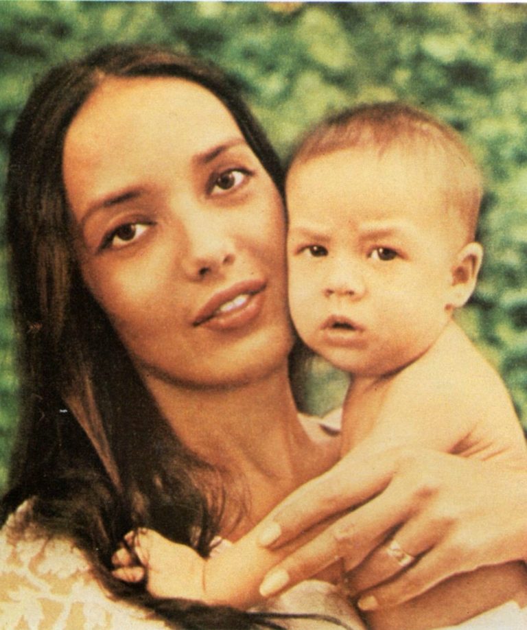 Marlon Brando Was a Woman Magnet Who Loved Men and Had 11 Children ...