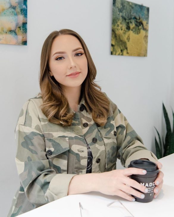 Eminem's Daughter's Life Story: Her Childhood Wasn't Easy - Demotix.com
