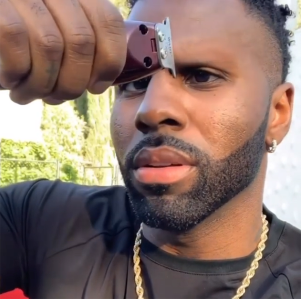 Jason Derulo Shaves His Eyebrow off in Instagram Video - Demotix.com