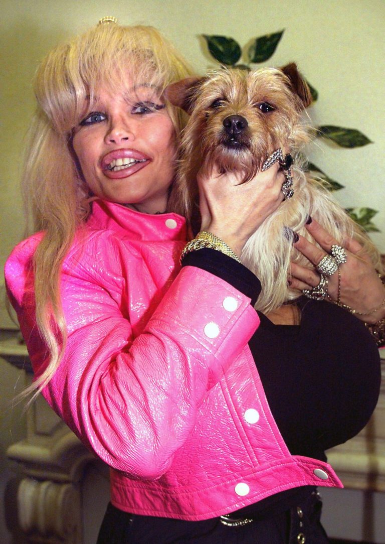 The Death of Lolo Ferrari Is Still a Mystery - Demotix.com