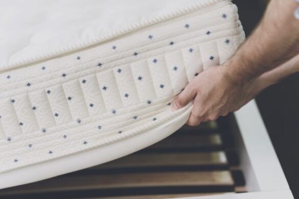 How Often Should You Flip or Rotate your Mattress? - Demotix.com