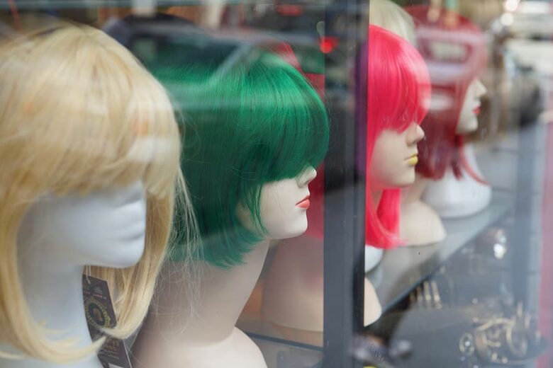 How to Wear a Lace Front Wig With Style - Demotix.com