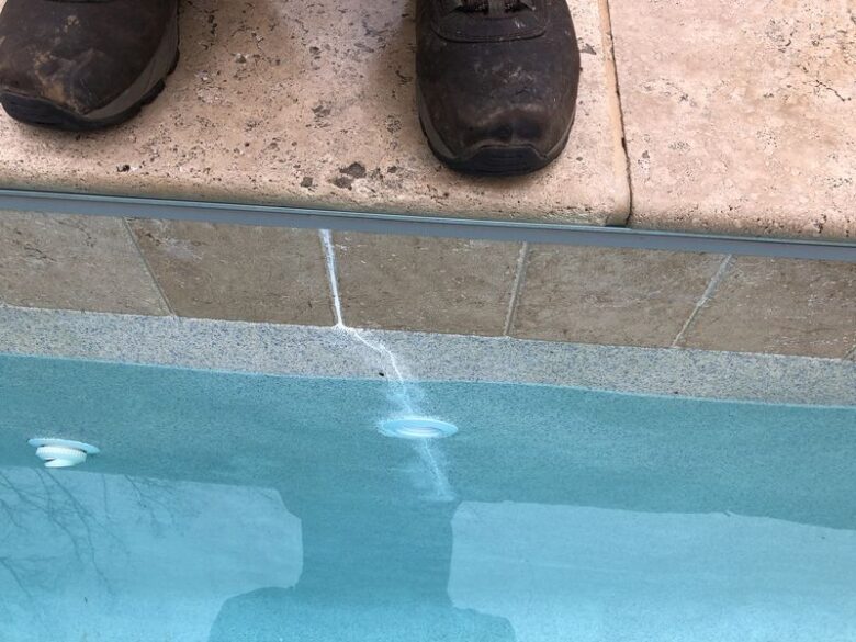 How To Fix Swimming Pool Cracks? - Demotix.com