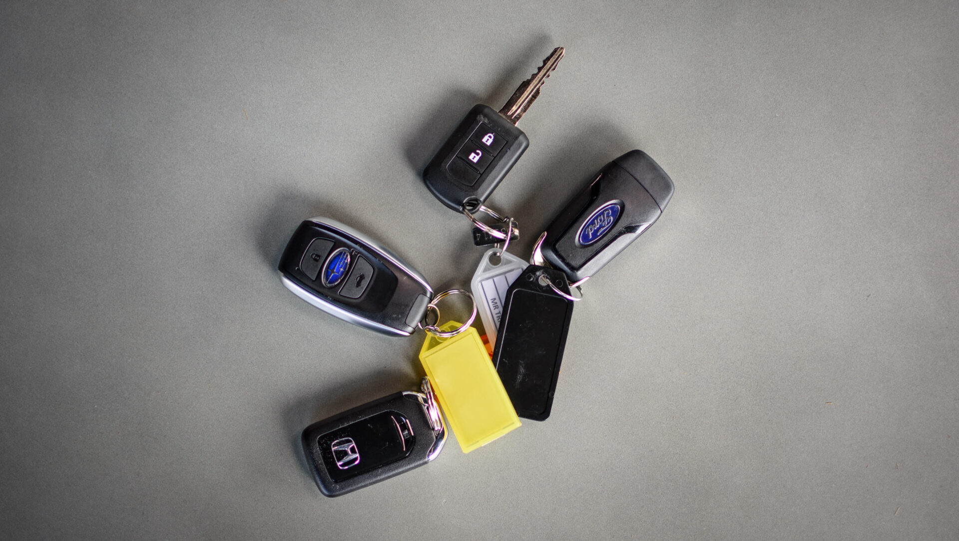 7 Ways To Get Car Keys Out Of Locked Vehicle - 2024 Guide - Demotix.com