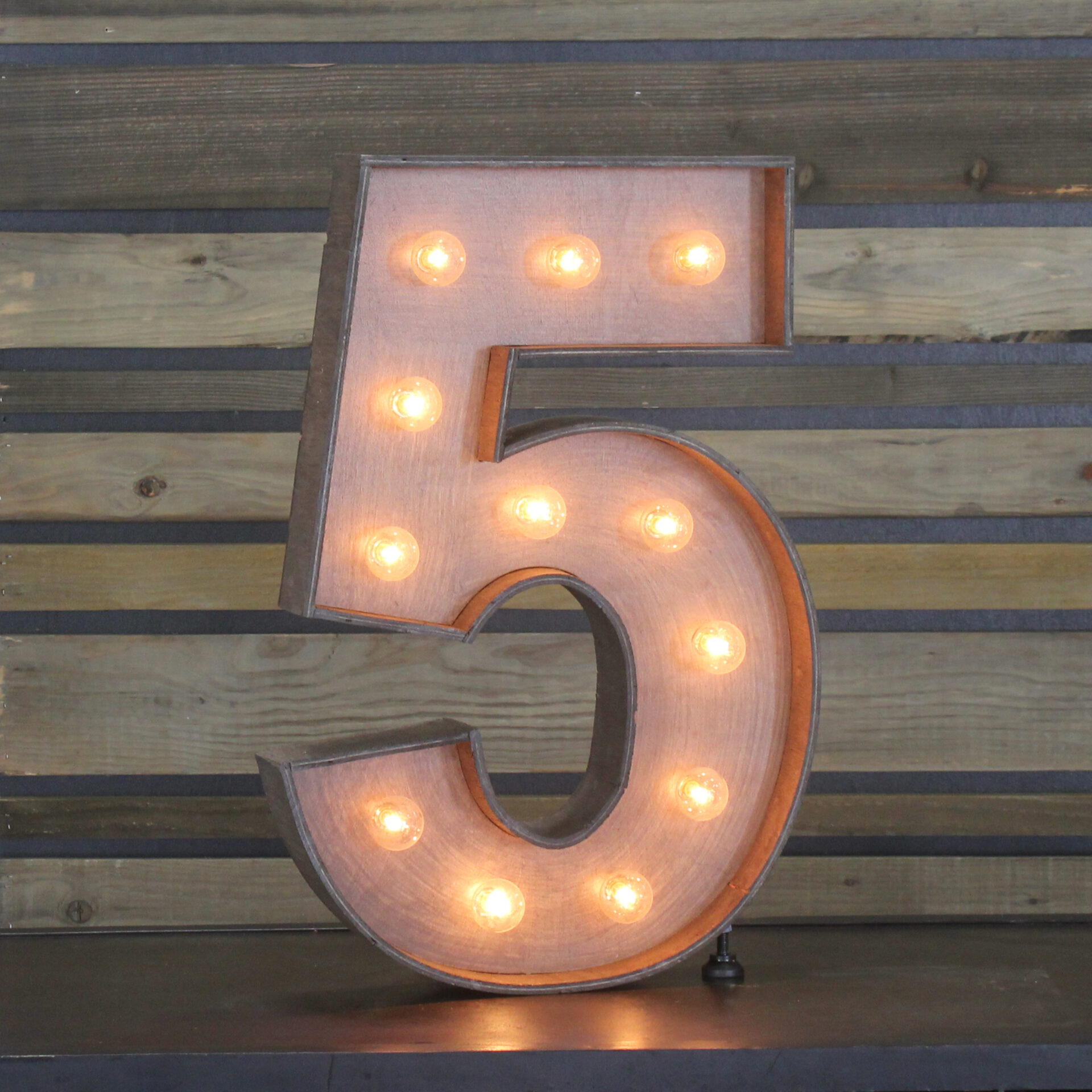 What is Your Favorite Number and What That Say About You? - Demotix.com