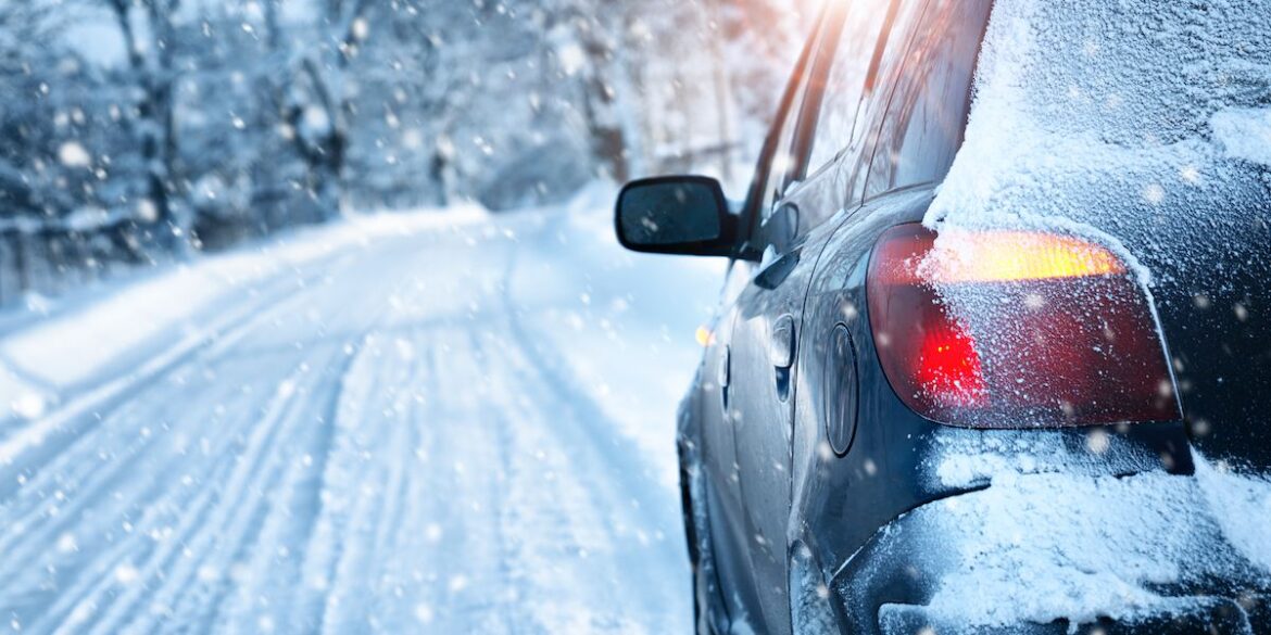 Winter Car Prep - 11 Steps To Enjoy Winter Road Trips - Demotix.com