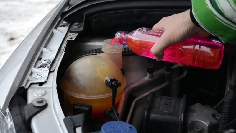 Winter Car Prep - 11 Steps To Enjoy Winter Road Trips - Demotix.com