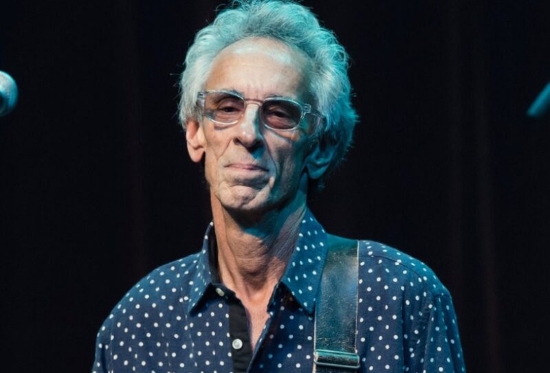 18 Musicians Who Now Hold Average Joe Jobs