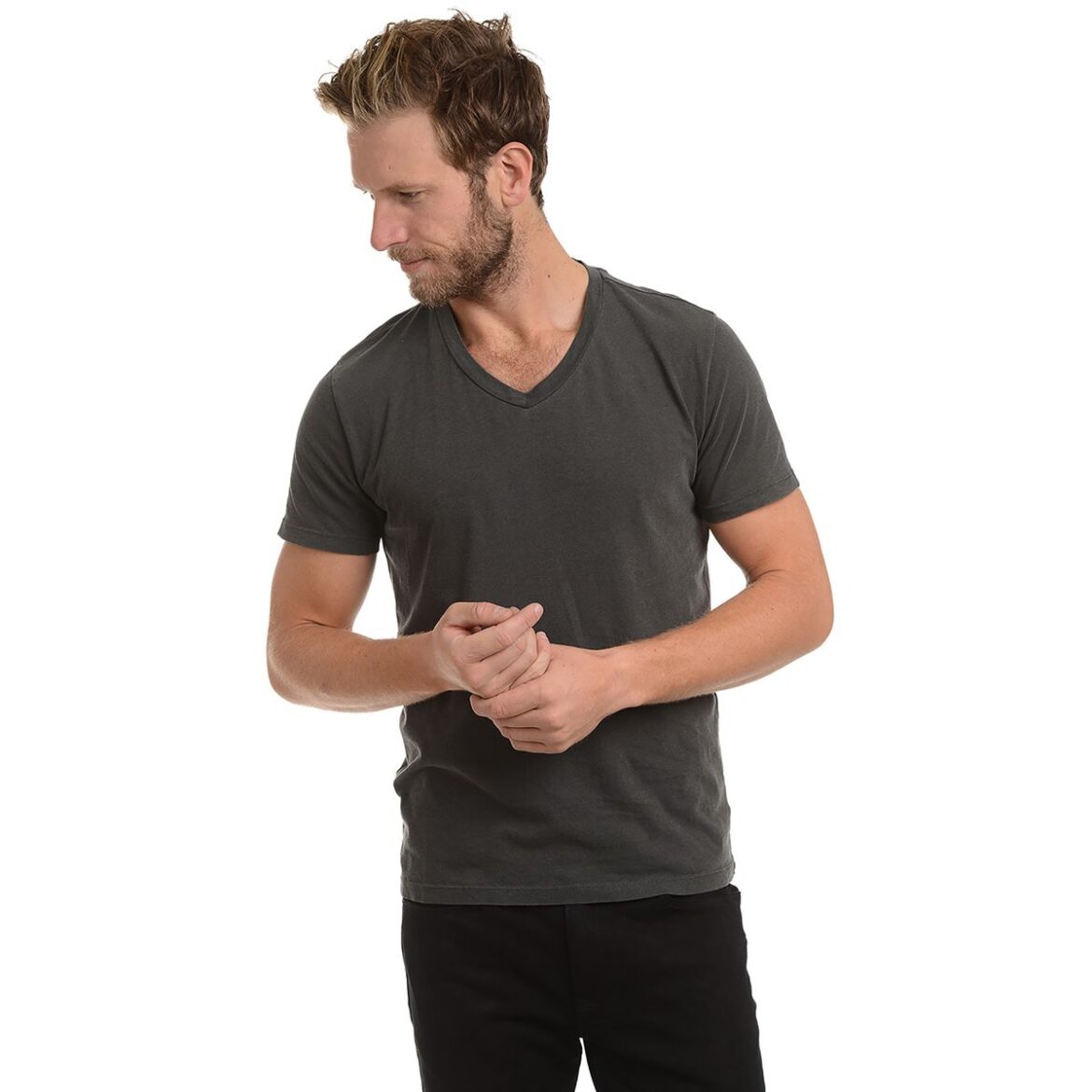 12 Best V-Neck T-Shirts For Men In 2024 - Demotix.com