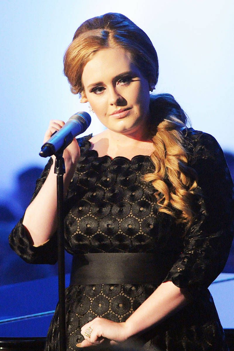 Adele's Style Evolution: 40 Photos Of The Best Fashion Moments ...
