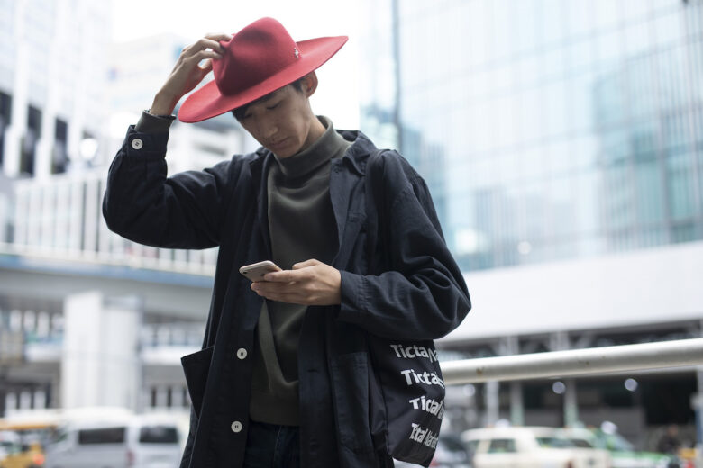 7 Style Tips: How to Wear a Women’s Bucket Hat - Demotix.com