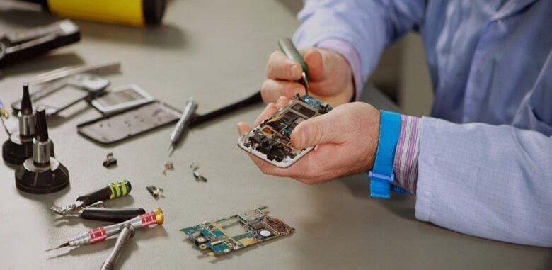 The Ultimate 2024 Guide to Manage Business for Mobile Devices Repair ...